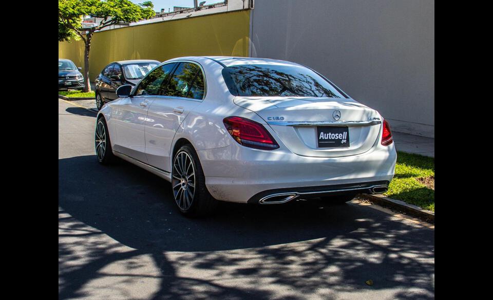 Mercedes Benz C-180 2020 Seminuevo Impecable en Lima | NeoAuto