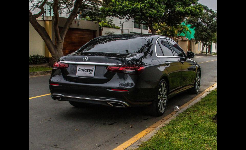 Mercedes Benz E-200 2022 | Autos Seminuevos | NeoAuto