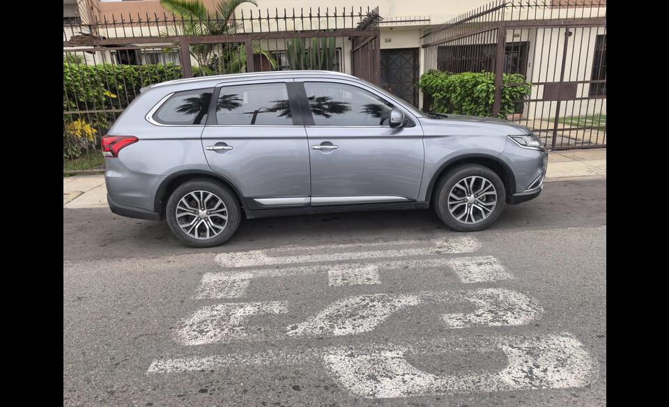 Mitsubishi Outlander 2016 | Autos Usados | NeoAuto
