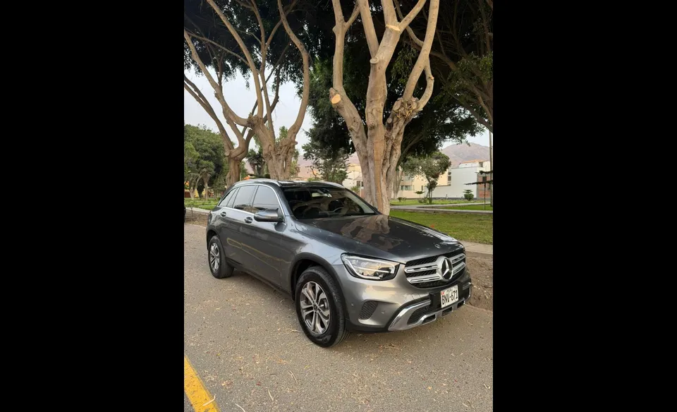 MERCEDES BENZ GLC 200 2020 Impecable en Lima | NeoAuto