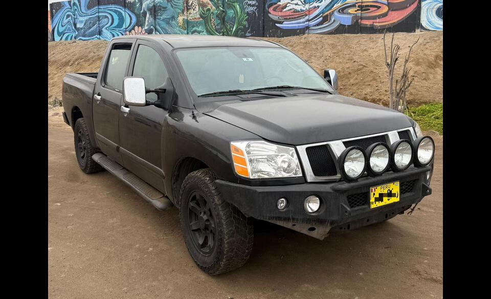 NISSAN TITAN 2006 Pick Up V8 Automática en Lima $15,800 | NeoAuto